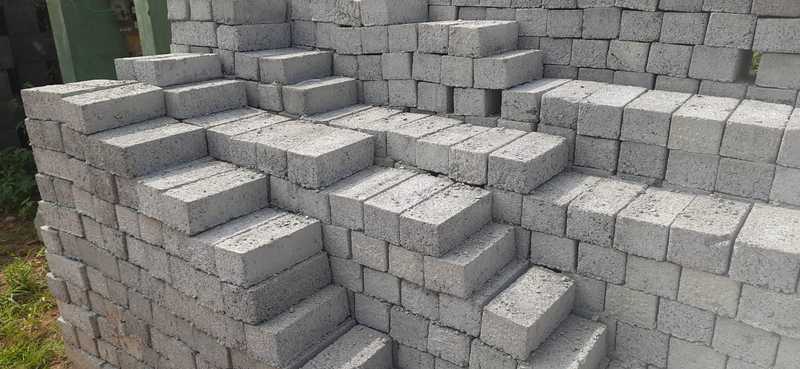 Solid Concrete Blocks Manufacturers in Coimbatore | Pebble Blocks